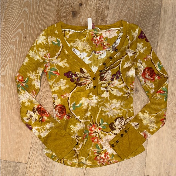 Pilcro | Tops | Pilcro Mustard Floral Thermal Long Sleeve Top | Poshmark